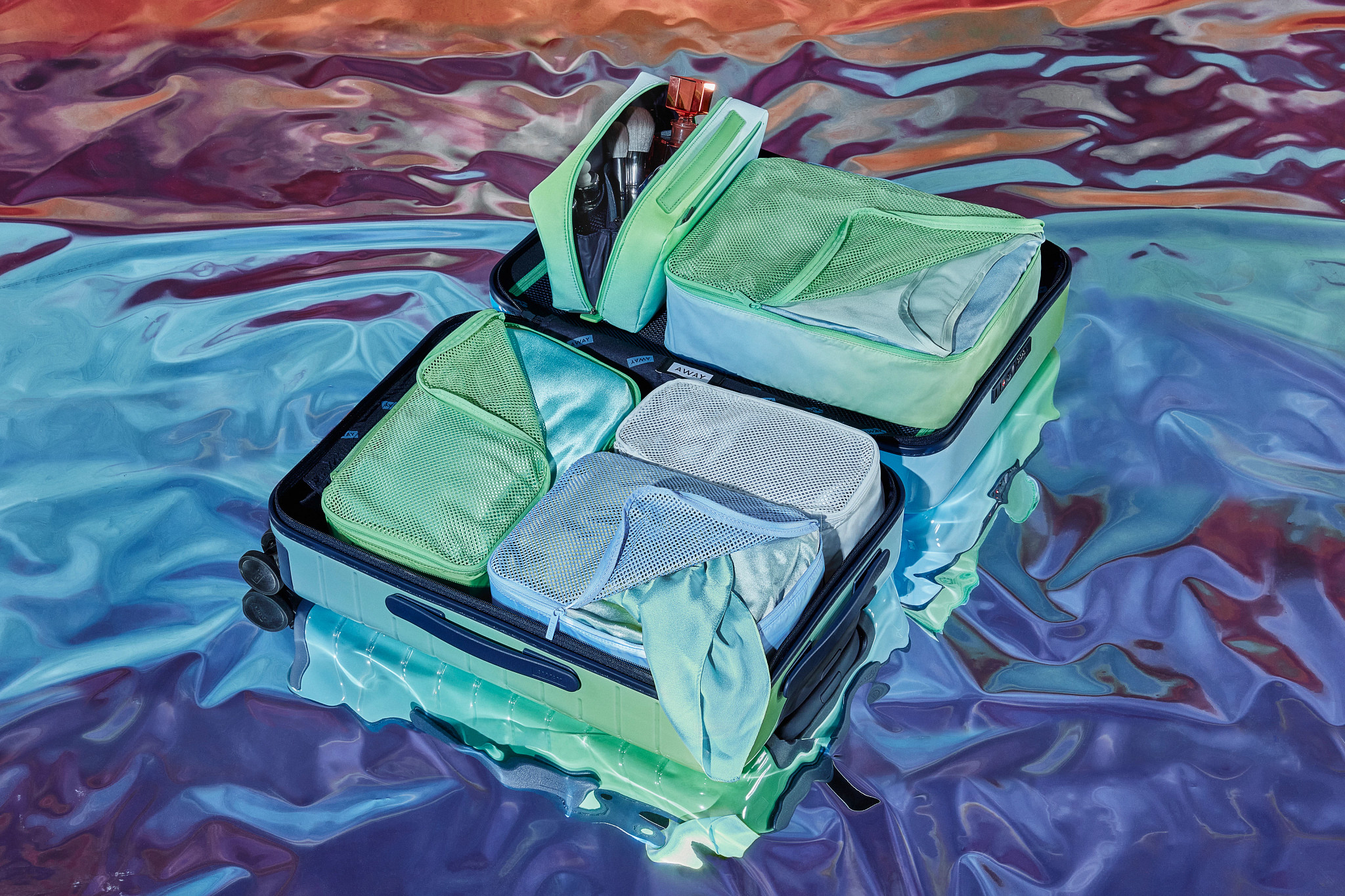 Away Aura Collection ⋆ Globetrender