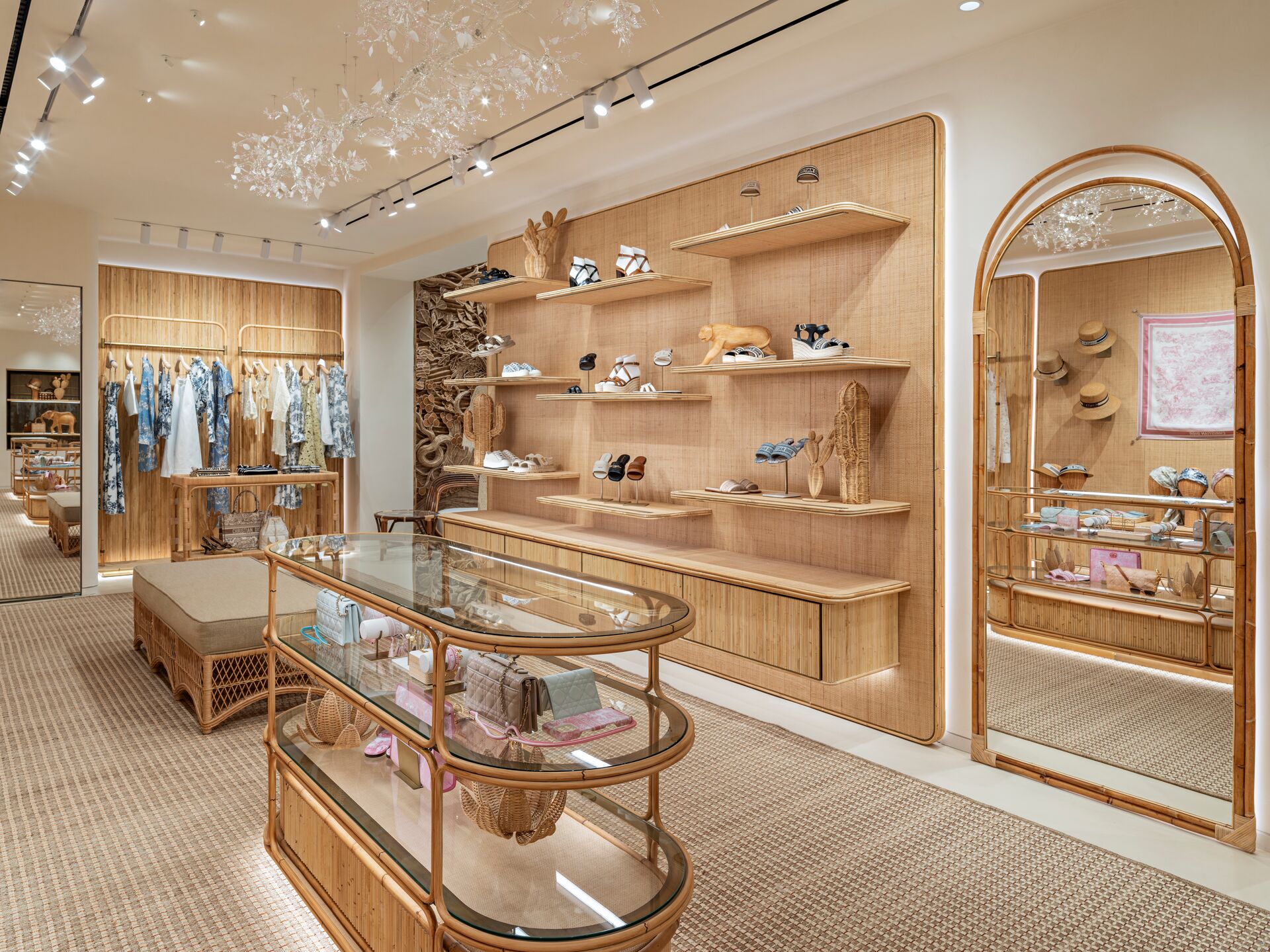 Digital Screen Res-CIP-LEI-110625-06 ⋆ Globetrender