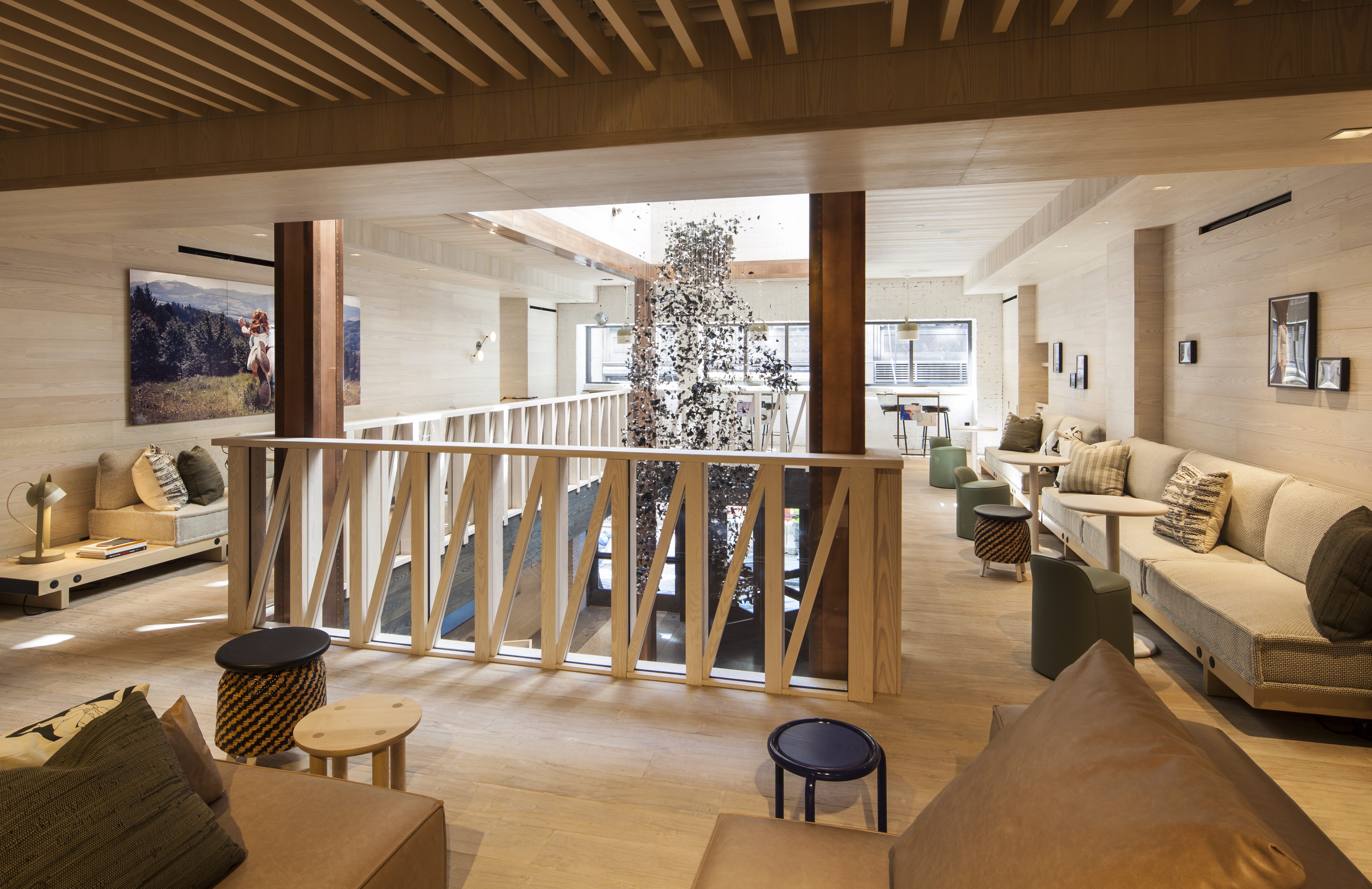 Atrium Lobby Lounge - Globetrender