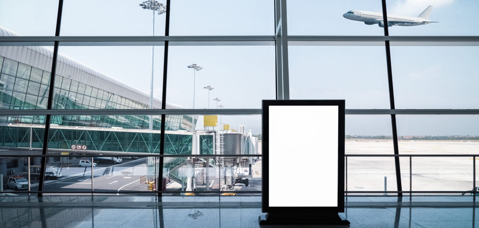 Airport screen - Globetrender