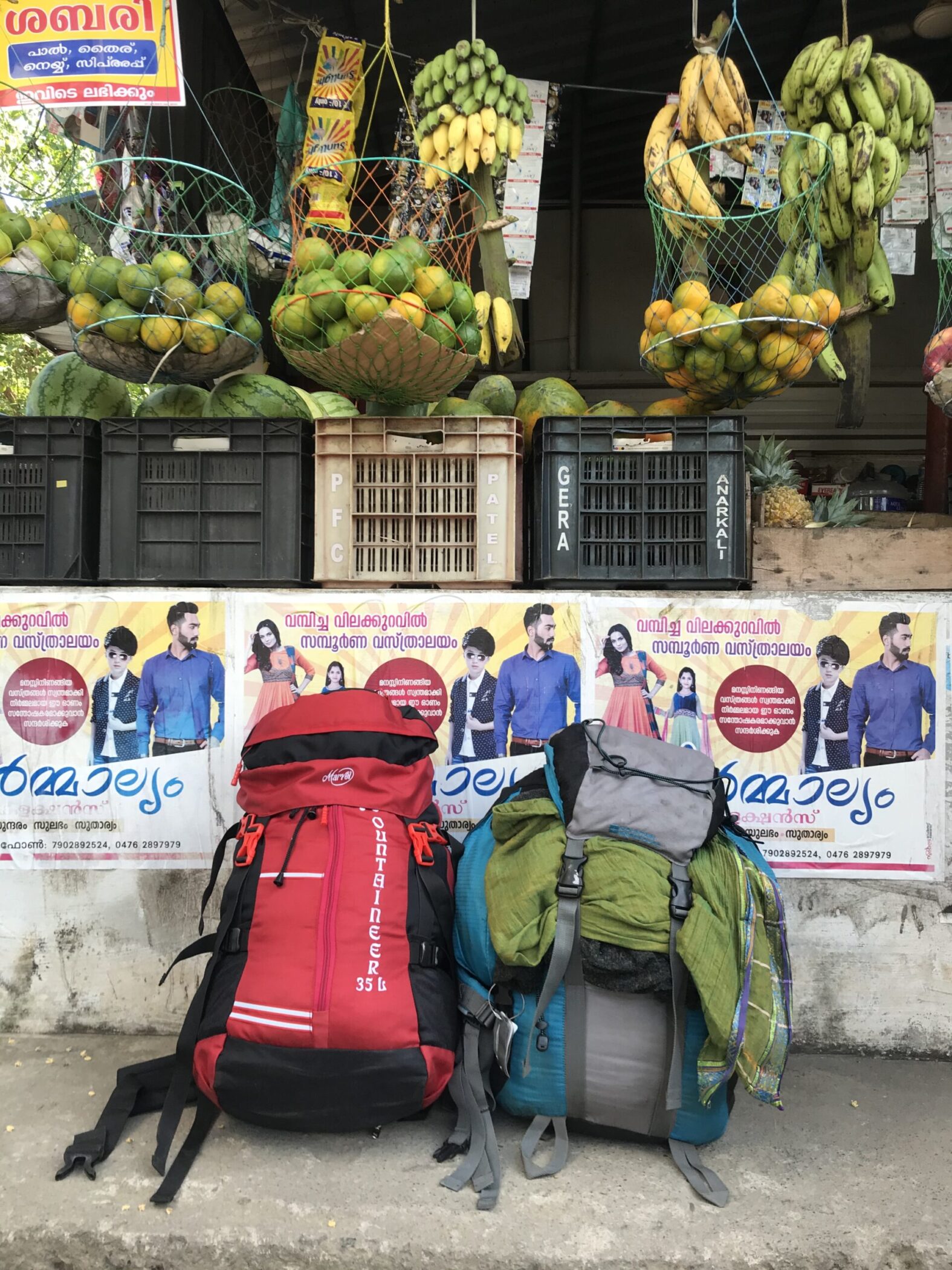 India rucksacks © Erica Jamieson ⋆ Globetrender