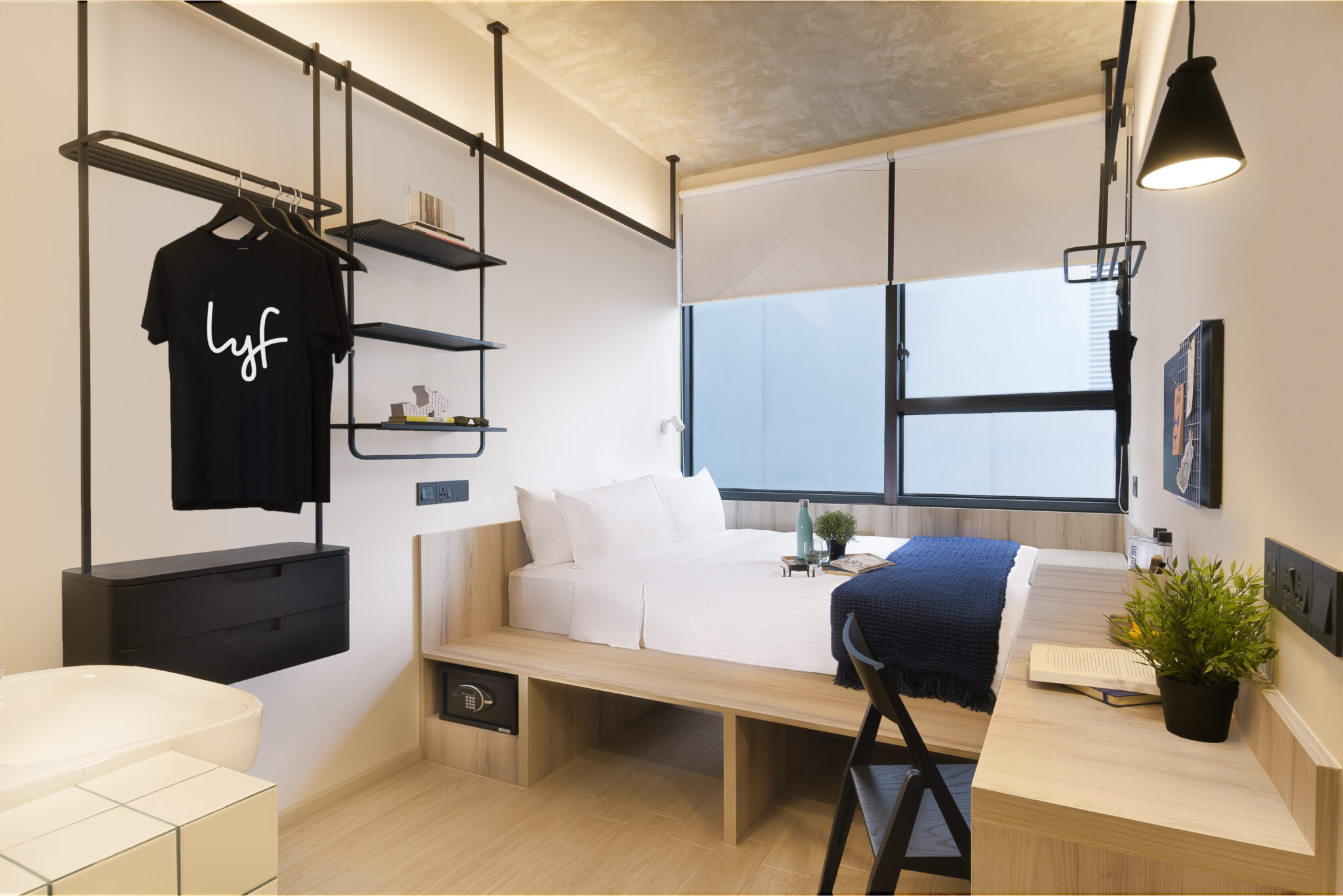 Accor turns hotel rooms into day offices for remote workers