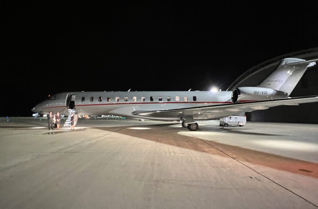 REVIEW: Michelin-star dining aboard VistaJet Global 7500