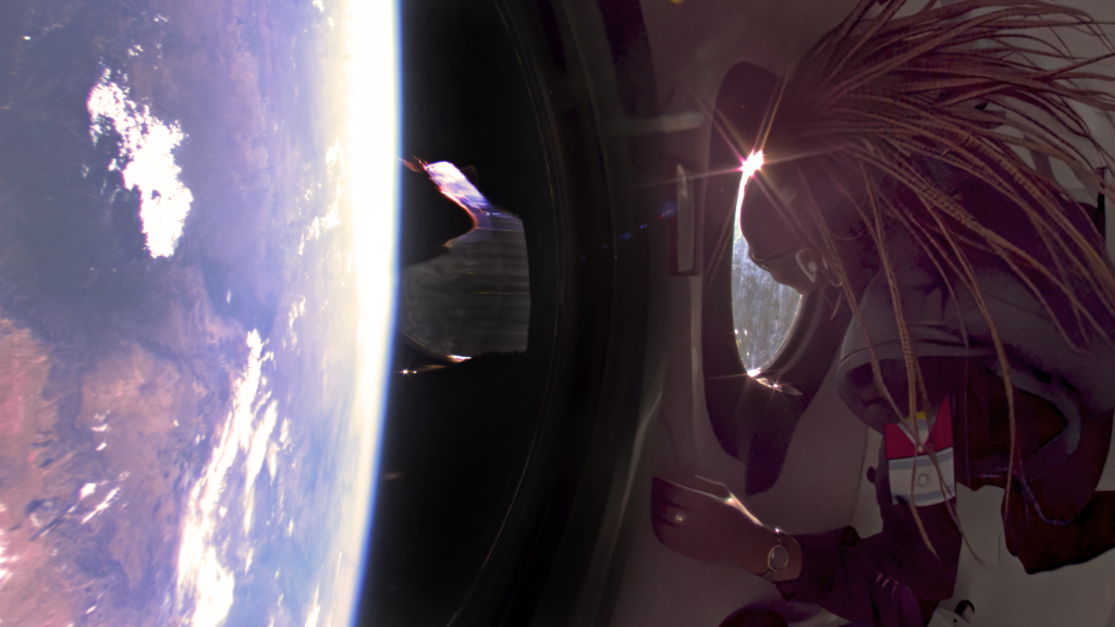 Virgin Galactic flies mother and daughter to space