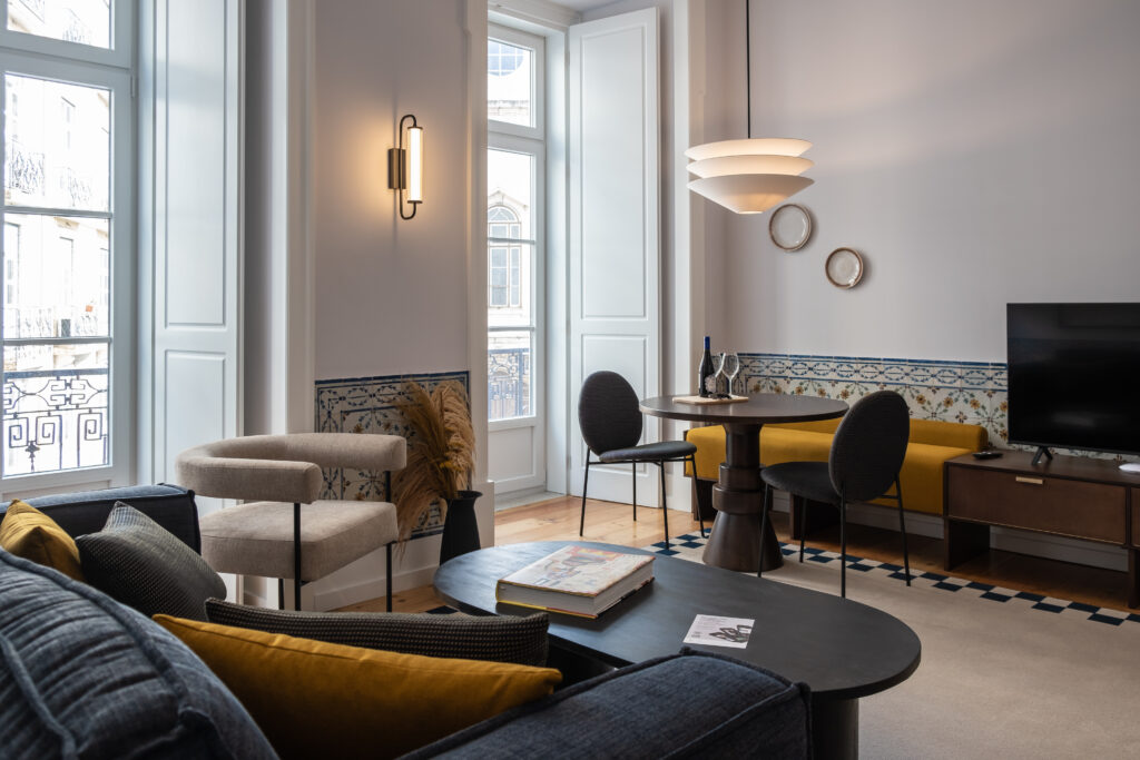 SEA STEM is an autonomous mobile habitat for living on the ocean