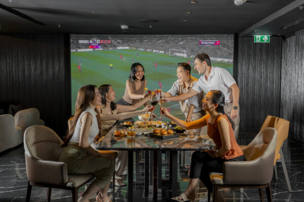 Bangkok Marriott launches VR sports bar