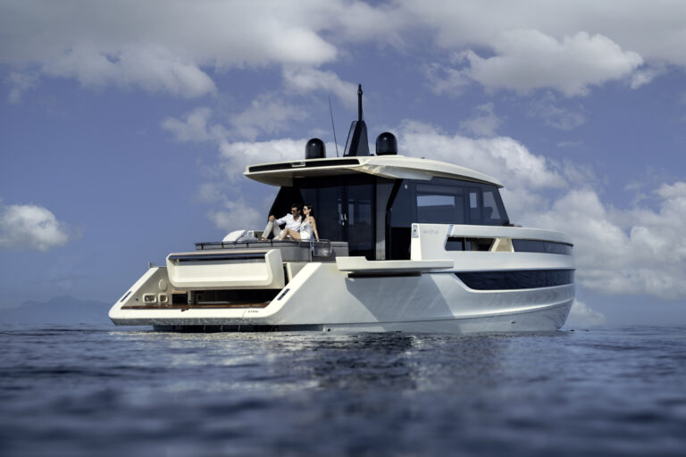 Invictus unveils new ST550 flagship ultra-yacht
