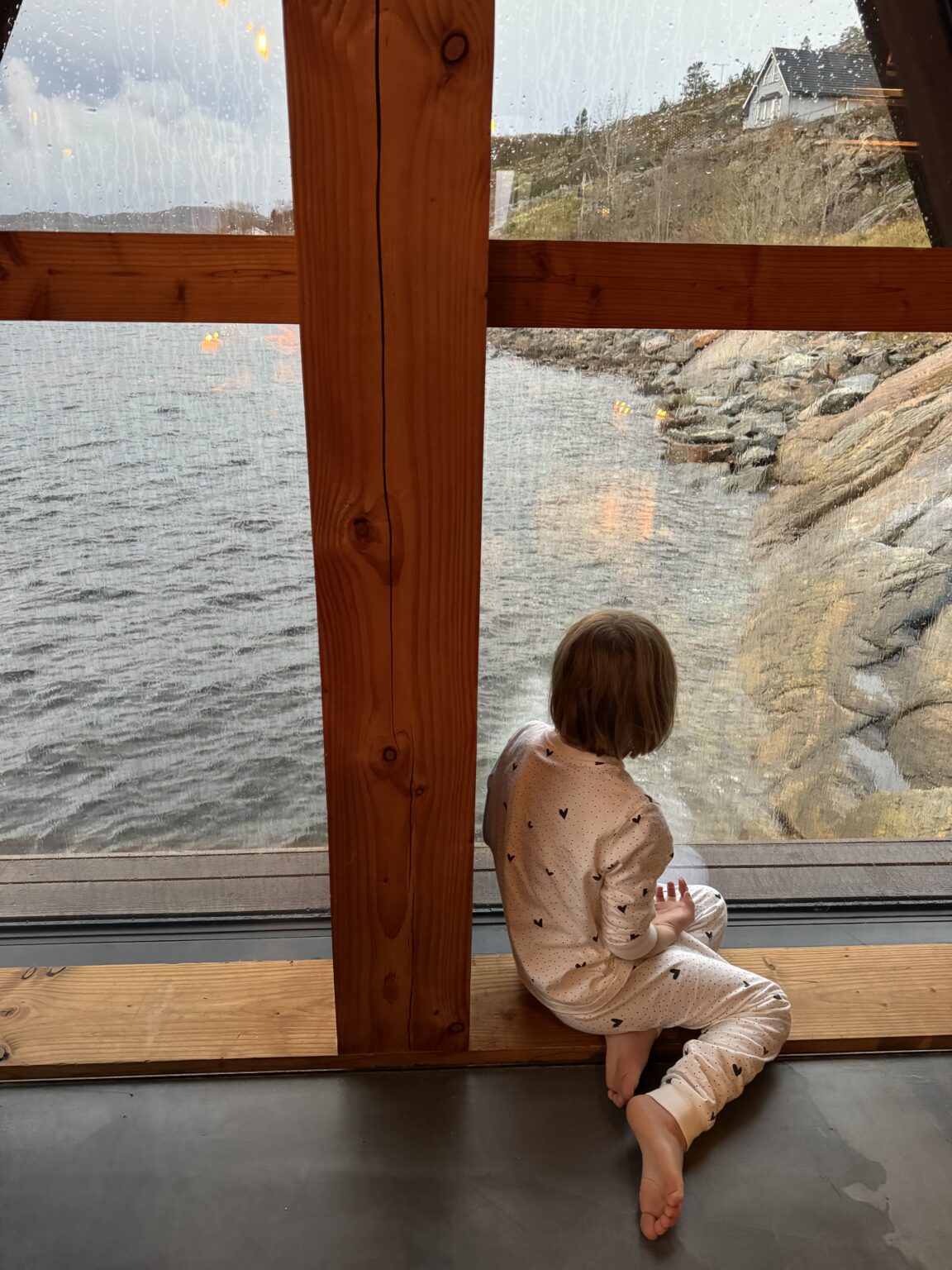 Naustet Stokkøya is a remote Norwegian boathouse rental